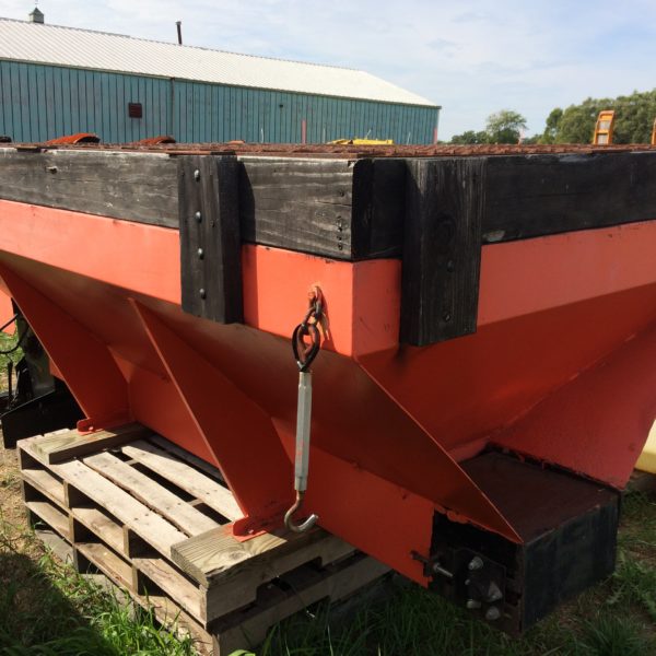 Swenson V- Box Spreader - Stock #0000017 - Clauss Specialties, Inc.